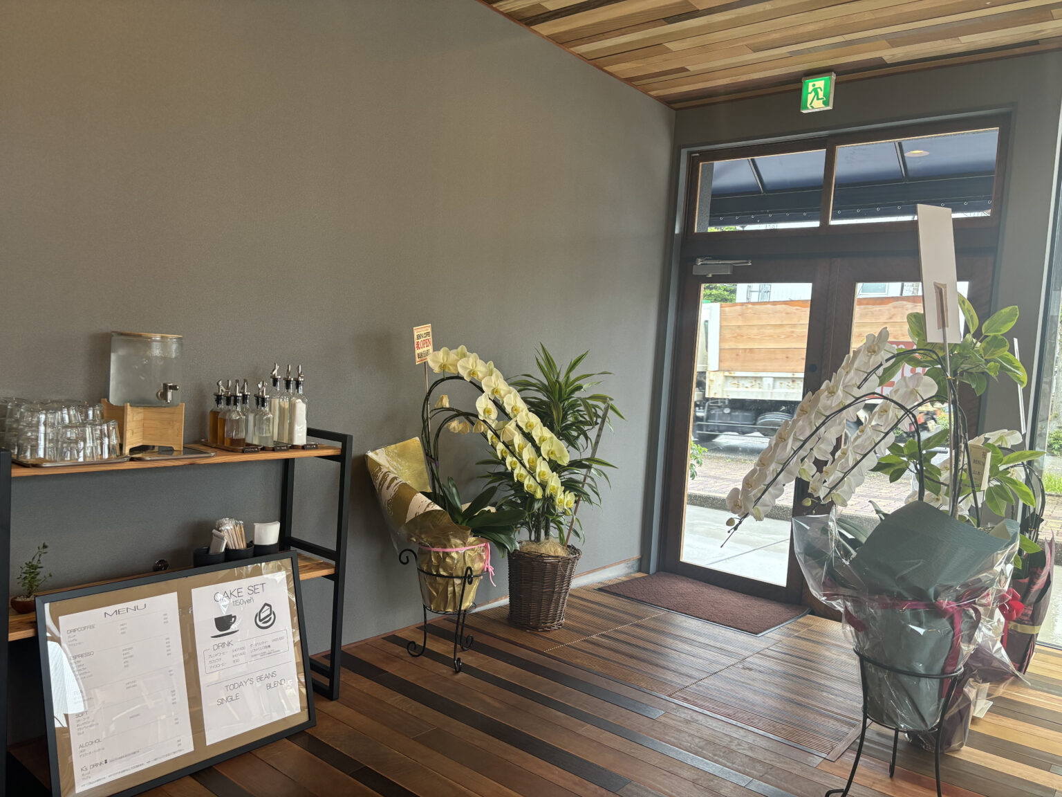 ★食レポあり【8/12(月)】コーヒーとチーズケーキを楽しめるカフェ「BENIYA COFFEE」オープン！@金沢市 | いしかわスタイル